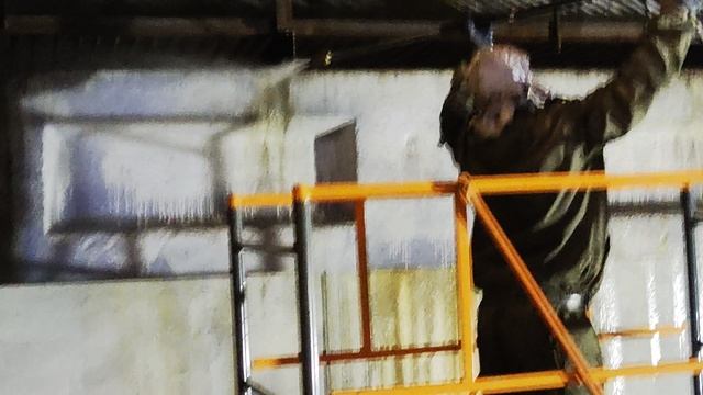 Гидроструйная очистка поверхностей