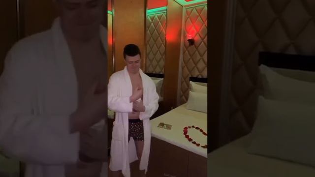 РОМАНТИК MELLSTROY