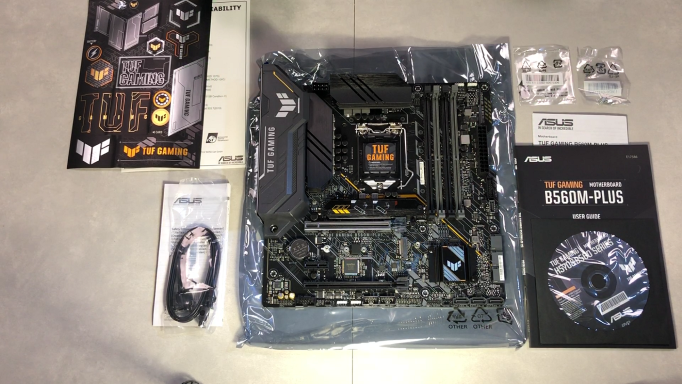 Материнская плата ASUS TUF GAMING B560M-PLUS