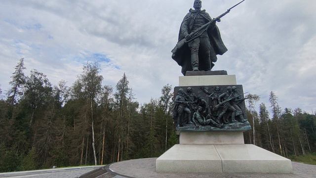 ПАМЯТНИК ПОГИБШИМ ПРИ ЗАЩИТЕ ОТЕЧЕСТВА И КИОТ. ТРАССА М11 НОВГОРОДСКАЯ ОБЛАСТЬ 10.08.24