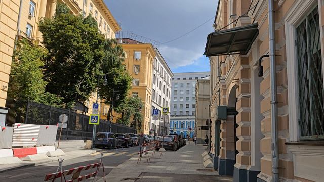 Россия. Москва. Большой Кисельный переулок. Прогулка по центру города