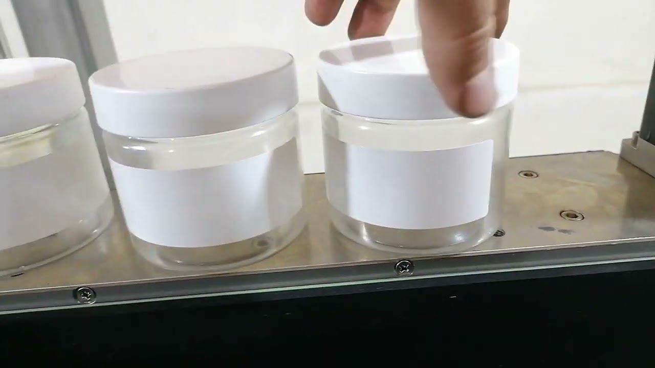 Этикеровочная машина на банку  -  EtiKon.ru