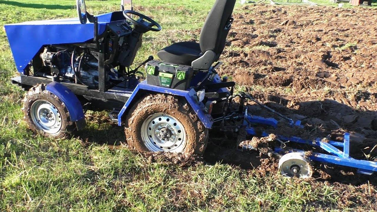 Минитрактор классика. Испытания на пахоте.