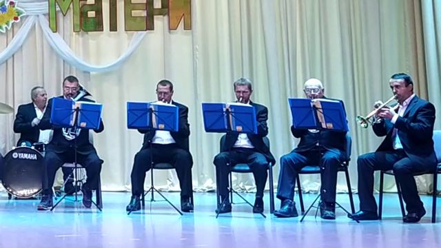 Попурри на песни Софии Ротару