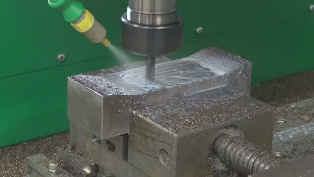 Черновая фрезеровка легированной стали 30ХГСА закалка до HB320 (HRC30) - TRACE MAGIC ТМ20 1209