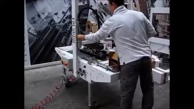 GT 34R и 346R - полуавтоматический мультиформатный заклейщик-(360p30).webm