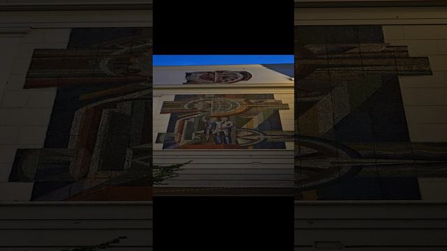 Настоящая мозайка в городе Красноярске. улица мира дом 114.