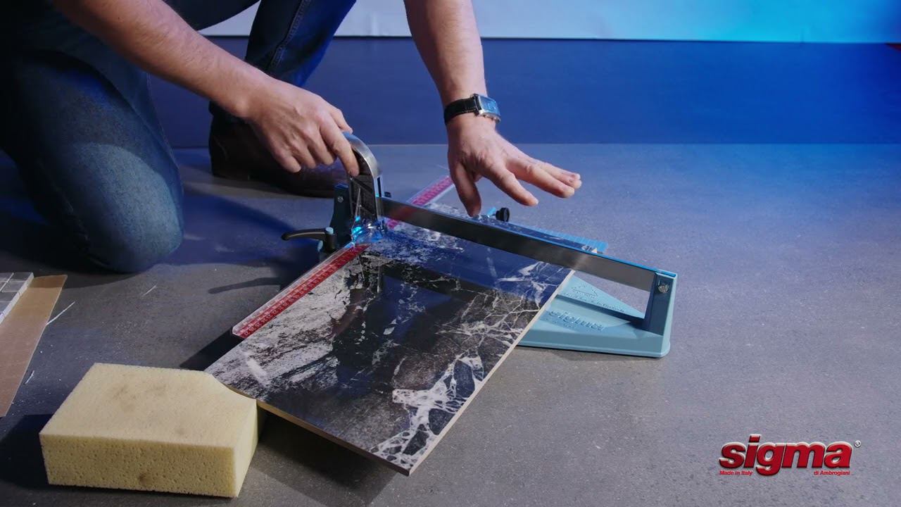 Видеосъемка обзора плиткореза для компании Ceramic Vip, с участием Арьяна Печини.