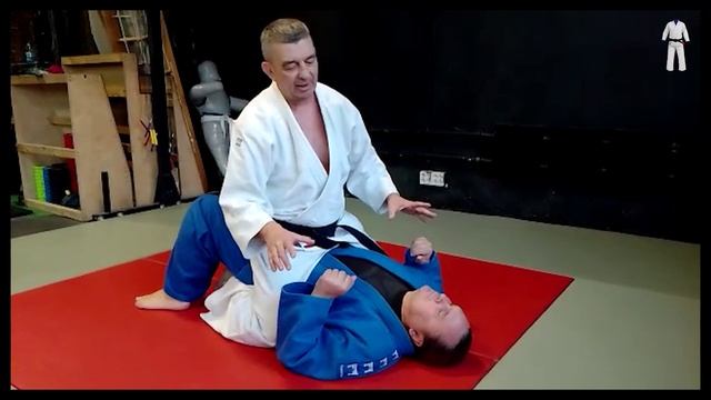 Фильм 53. Рычаг локтя из позиции победителя.