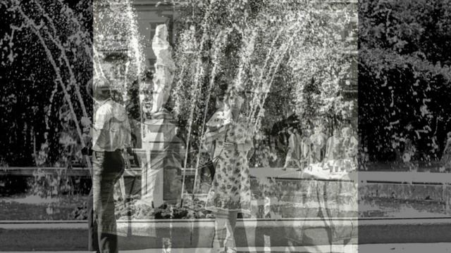 "ЛЕТНЯЯ ГРОЗА"... (Фото группы "Ленинградец" - Поёт Олег Ухналёв).wmv