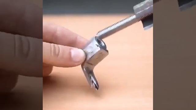 гвоздодёр на шуруповёрт.