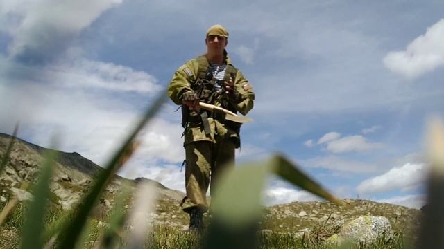 Качаем предплечья саперной лопатой часть 3 — передвижение