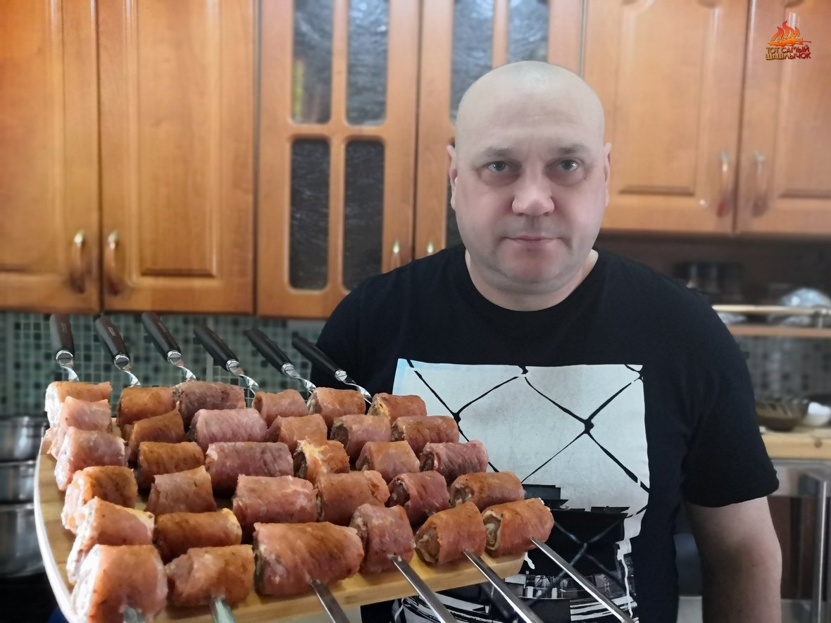 Шашлык свиные рулетики.
