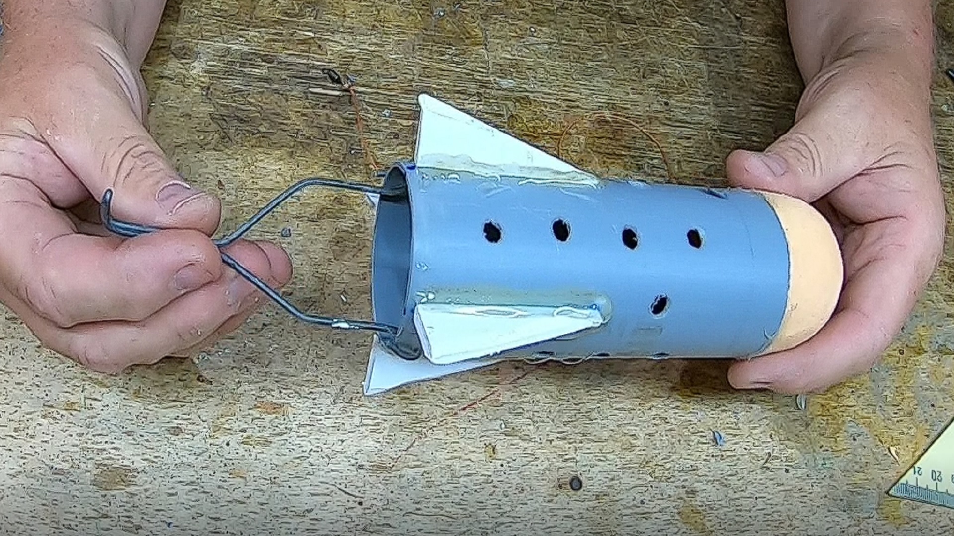 Ракета для  прикормки рыбы своими руками.