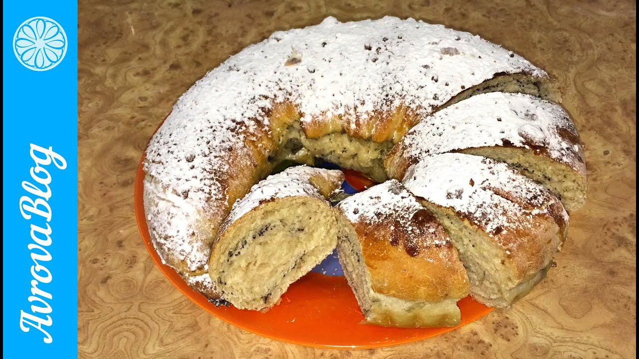 Рождественский калач на закваске с маковой начинкой