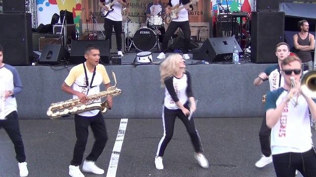 20180721 Театральный дворик 2018. Шоу-оркестр «Street Band» (Санкт-Петербург)