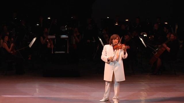 Скрипач-виртуоз Вардан Маркос и красноярский симфонический оркестром под управлением А.П.Чепурного