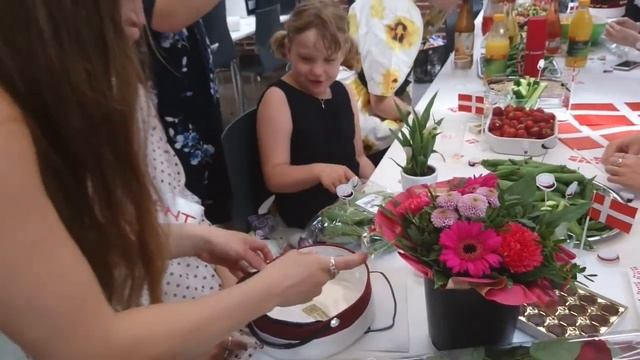 Празднование окончания гимназии Лангкэр, Тильст, Дания. 26 июн. 2019