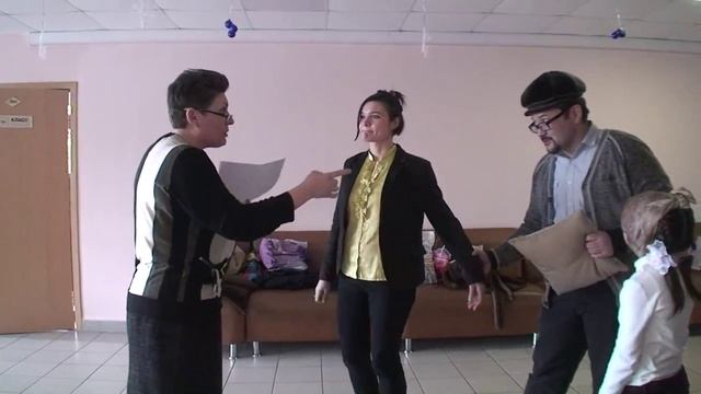 Новогодний огонёк 1 класс 22 12 2012г.mp4