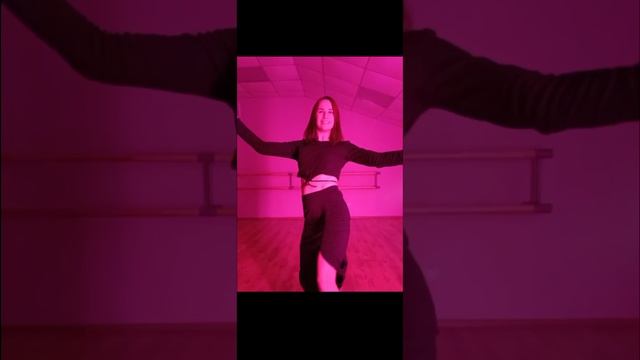 Давайте станцуем)))