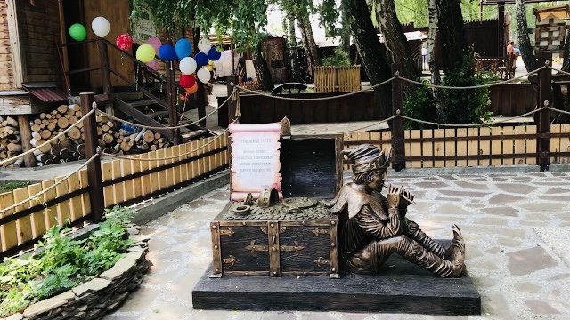 Прогулка! Посетили местный парк-отель. Живописные места!