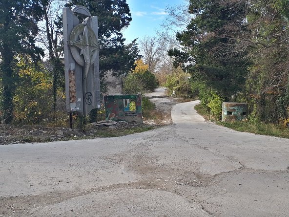 Туапсе мыс Кадош заброшеная в/ч и турбаза "Туапсе", 26.11.2021.