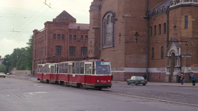 "РАЗБИТАЯ ЖИЗНЬ" (старинный вальс) - (Фото гр. Петербург - Ретроспектива), музыка Макса Кюсса)
