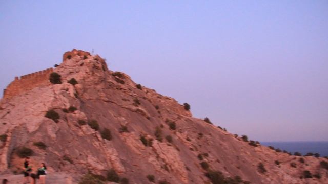 Вечерний вид с Генуэзской крепости. Путешествия по Крыму.