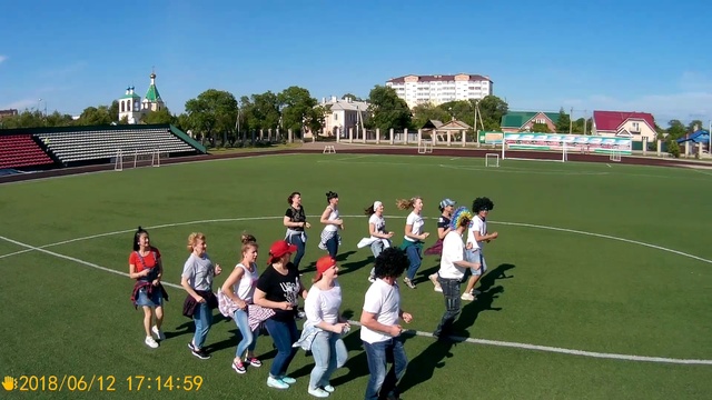 Танец Родителей для выпускников школы 30