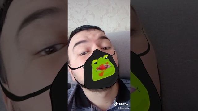 Приколы про лягушку.