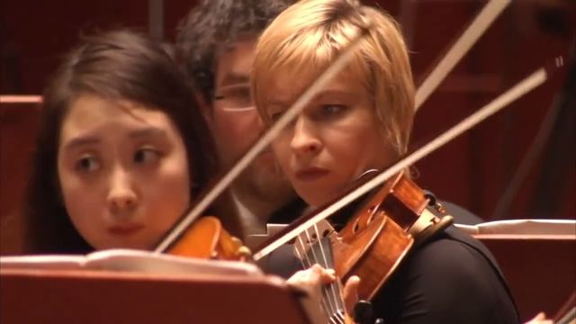 Сергей Рахманинов - Симфонические танцы - Андрес Ороско-Эстрада.