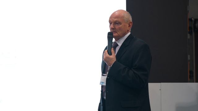 Теплообменные аппараты для бассейнов "ТЕПЛООБМЕН" - доклад профессора Барона В.Г. на Pool M Russia