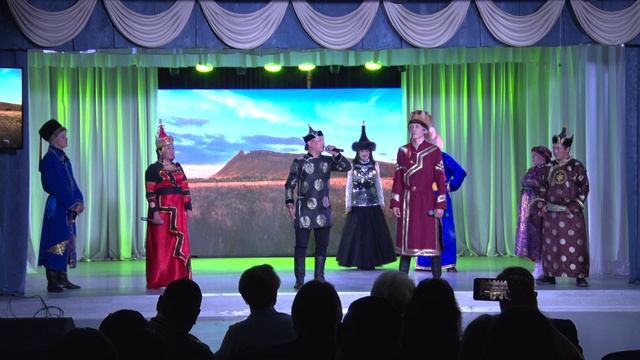 09 Литературно-музыкальная постановка телеутского героического сказания «Алтын Эргек»