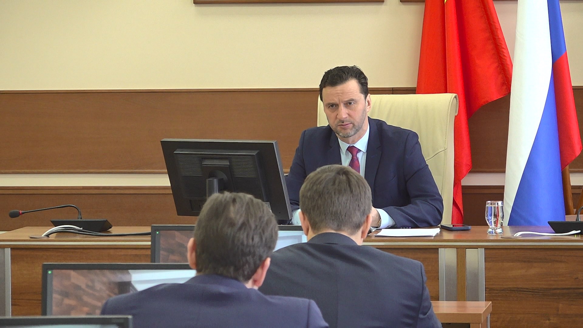 4 апреля Виктор Неволин провел оперативное совещание в администрации Раменского городского округа.