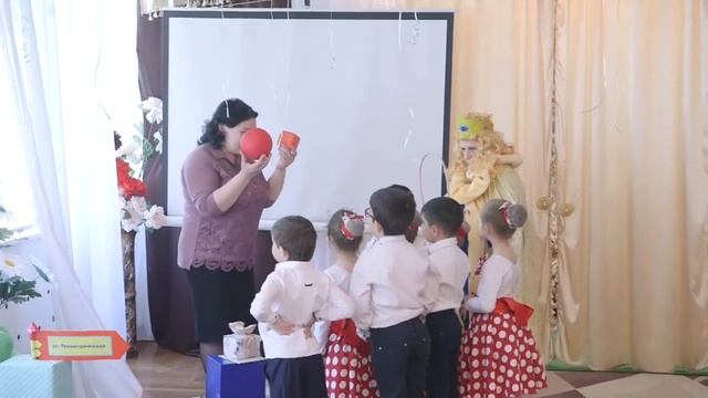 ВеДеДо. Образов. деят. познав. обл. (математика). Песни «Куб» и "Круг" (Коренблит - Иванова)