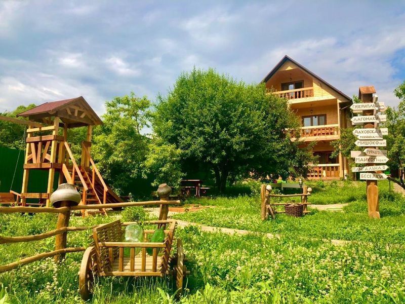 Жилье для отдыха в п. Каменномостский. Адыгея Майкоп п. Каменномостский. «Отдых у реки» ГОСТЕВОЙ ДОМ