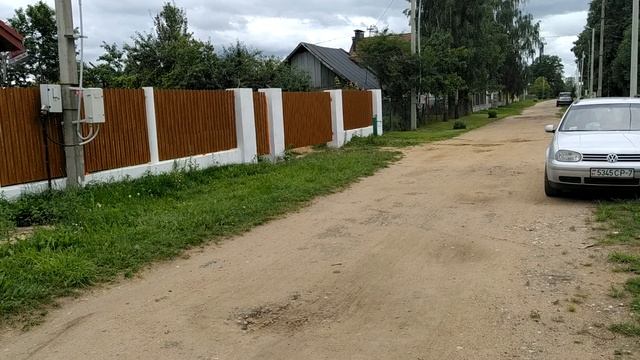 Забор из асбестоцементных труб и металлоштакетника на свайноростверковом фундаменте. Минская область