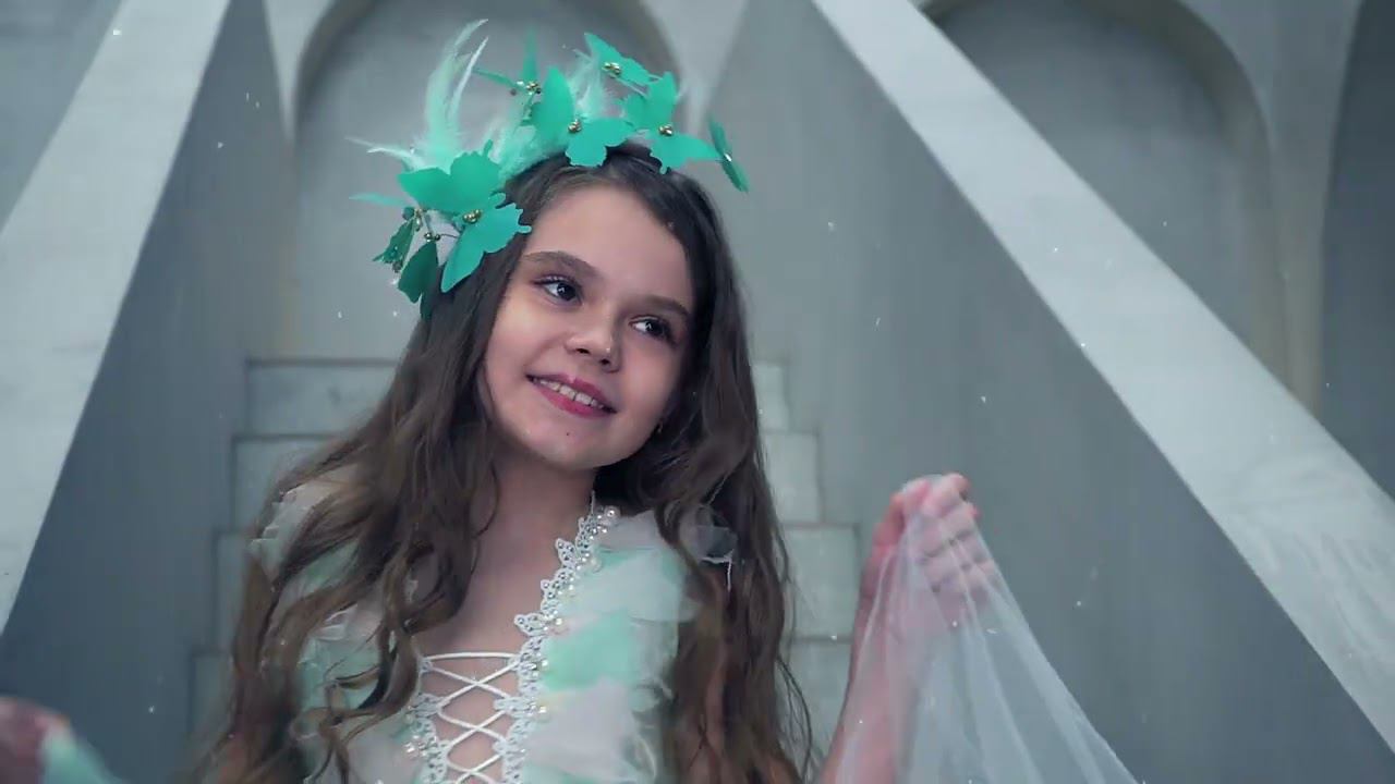 Couture Collection FANTASY BY A GLOSSIER.