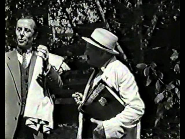 Флаги на башнях 1958