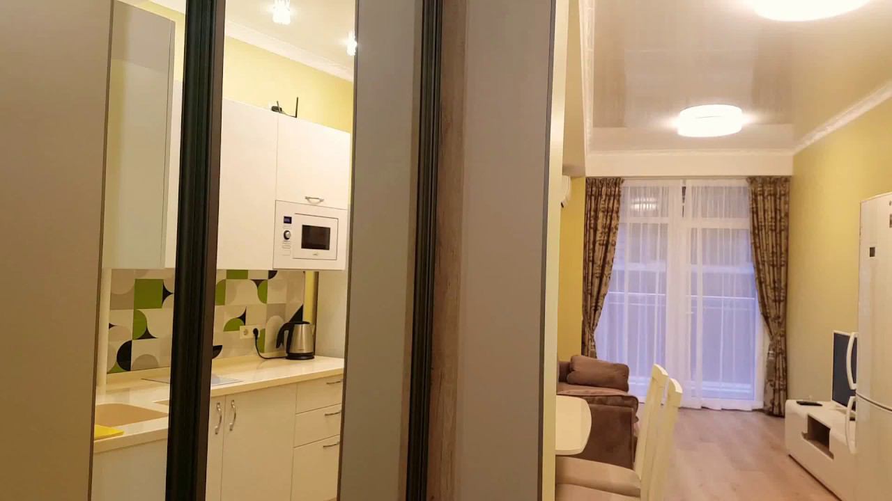 Черноморская 6. Апарт-отель "Марина Парк". Обзор квартиры. (вид на город, 10 этаж).