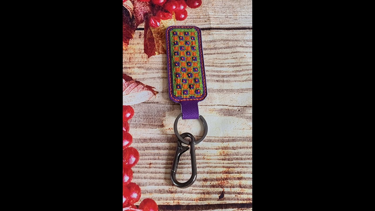 102. Брелок от Оли Романовой магазин GoldenHands.me