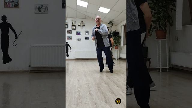 Посмеялись и станцевали !