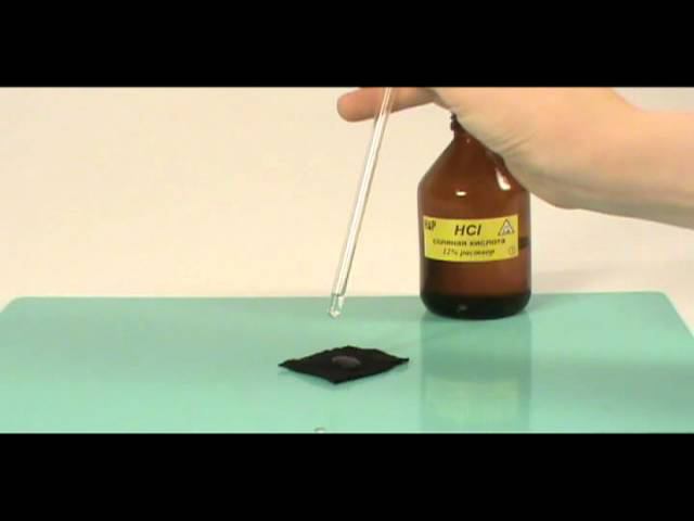 24. Кислоты могут разъедать одежду