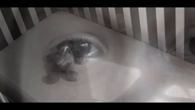 Д.Л. Девис «Пустая колыбель, разбитое сердце» (рекламный видеоролик, буктрейлер) 18+