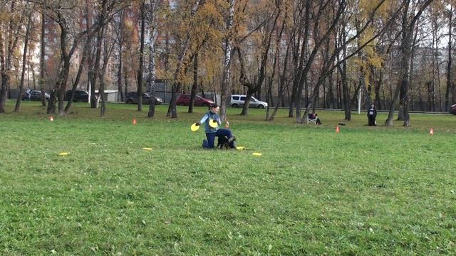 Татьяна и Эврика - фризби-фристайл.mp4