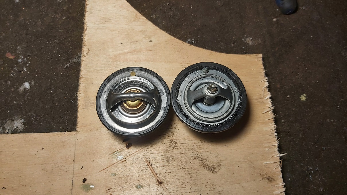 Замена антифриза и термостатов на Subaru Outback EZ30