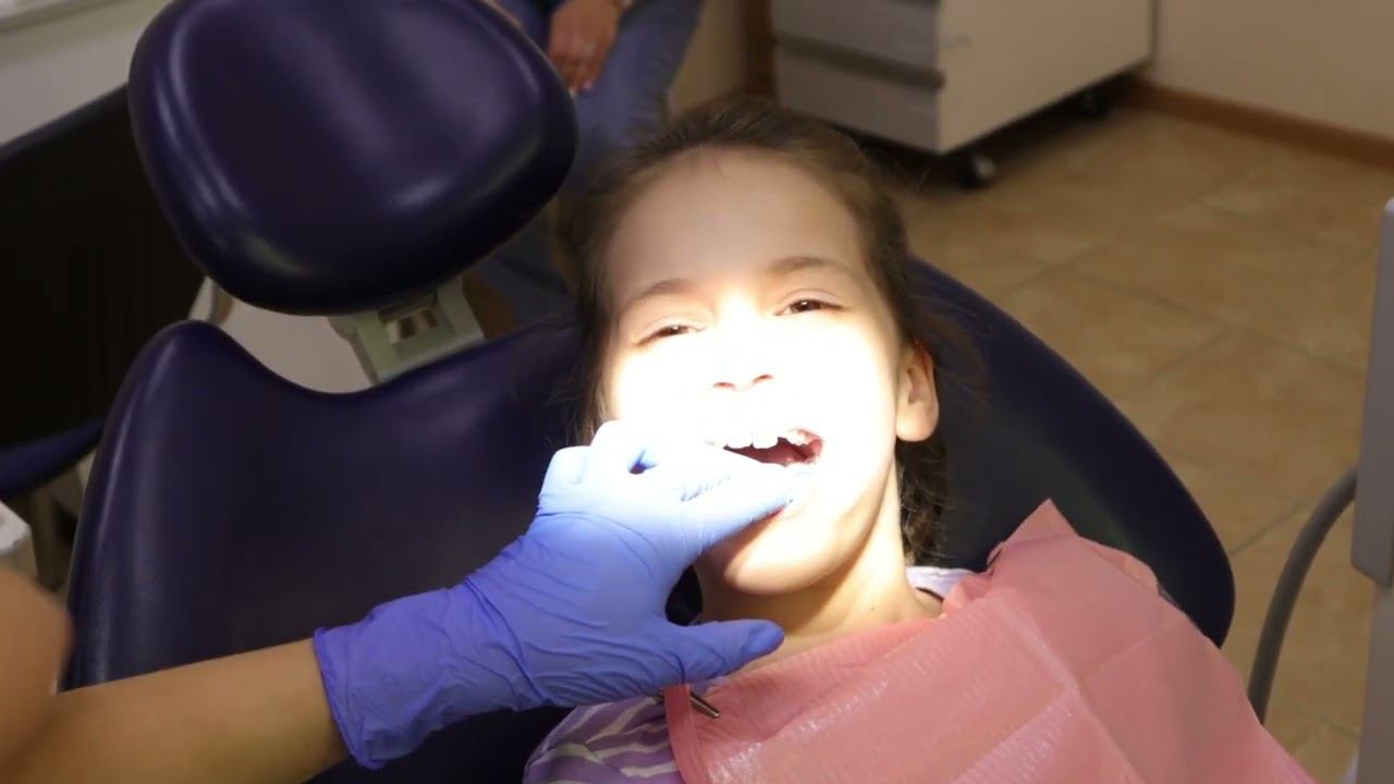 Как подготовить ребенка к визиту к стоматологу?