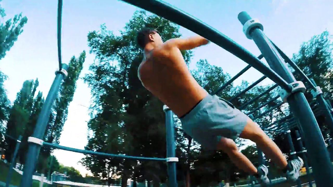 Что будет если встретятся два брата, которые занимаются воркаутом?