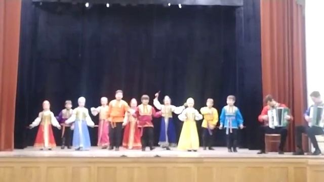 Ансамбль нар. песни "Маков цвет", Ансамбль РНИ "Звонкие узоры", Частушки "Ложки деревенские".