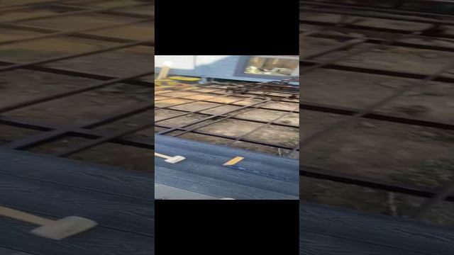 Монтаж террасной доски RUSDECKING. День 4.  Начали монтаж террасной доски.